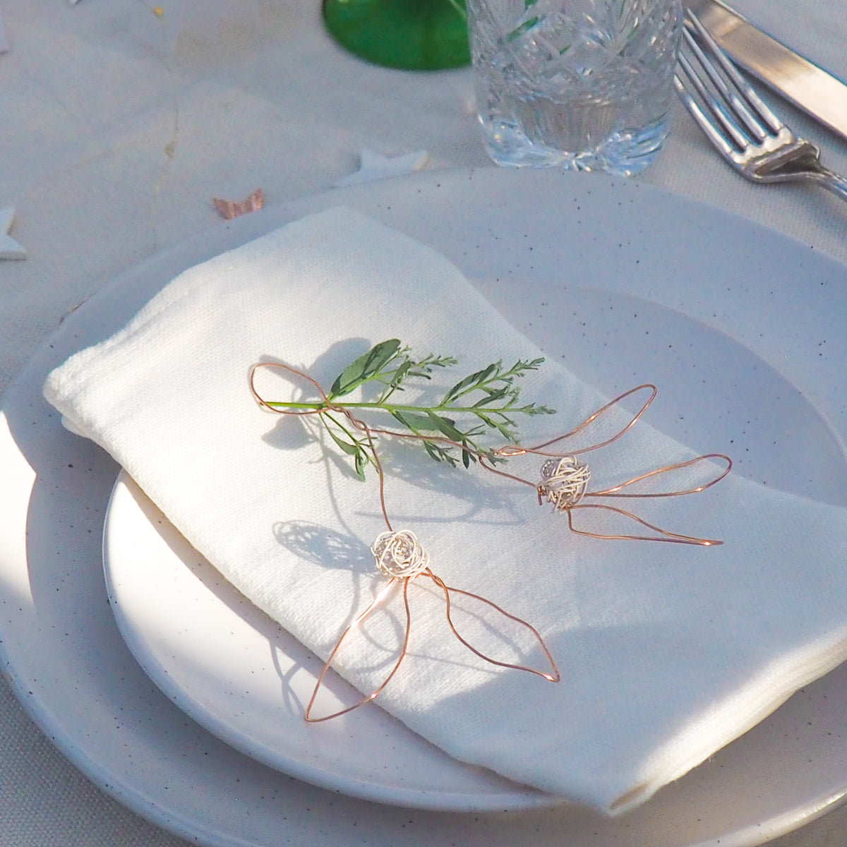 Copper Wire Mistletoe Decoration – Winning Works